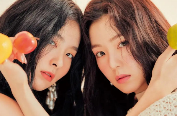 Red Velvet-ийн Irene ба Seulgi нар таван жилийн дараа анх удаа ...