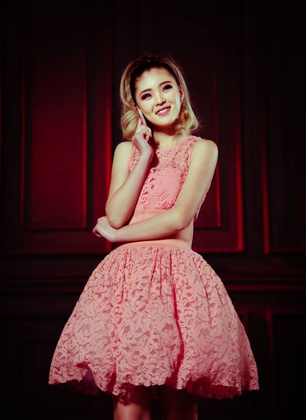 "Оддын академи" шоунаас “THE WASABIES” хамтлаг мэндэллээ